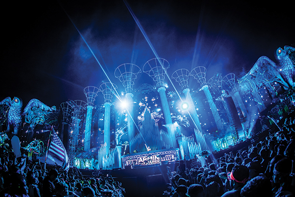Armin van Buuren x Electric Daisy Carnival – Zarpado